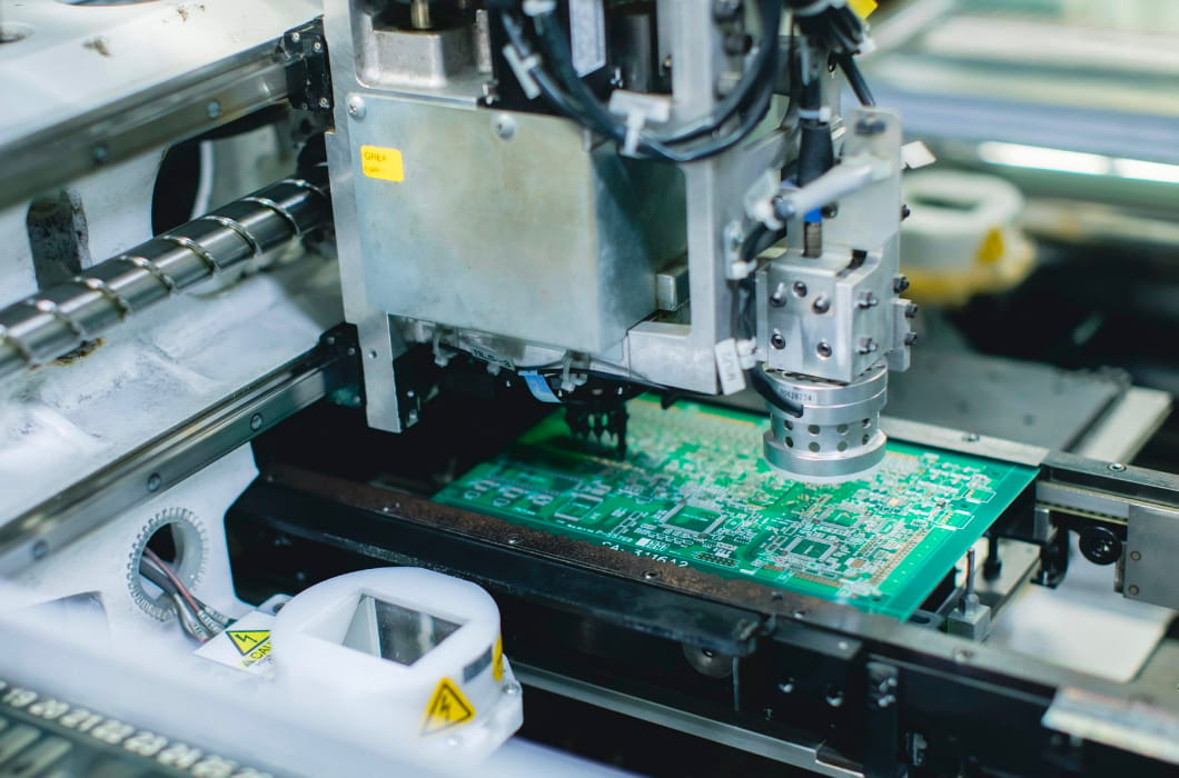 小ロットも可能なプリント基板設計・実装なら双和電機株式会社